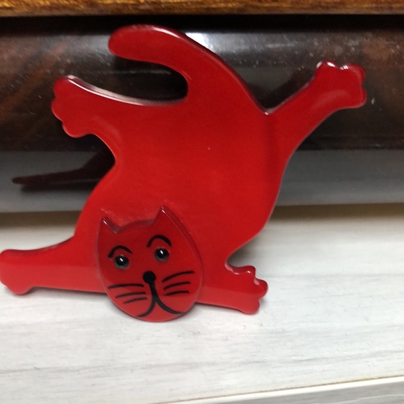 Jewelry | Bakelite Red Falling Cat Pinbrooch | Poshmark